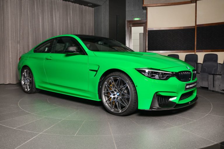 Signal Green BMW M4 Competition Pack Is Scintilating