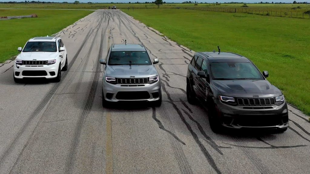 Watch 2,557 HP (1,906 kW) Worth Of Jeep Trackhawk's Drag Race