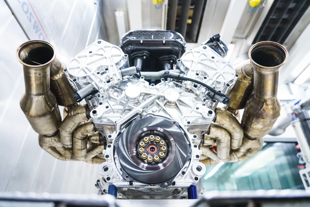 Aston Martin Valkyrie V12 Can Rev To 11,000 rpm
