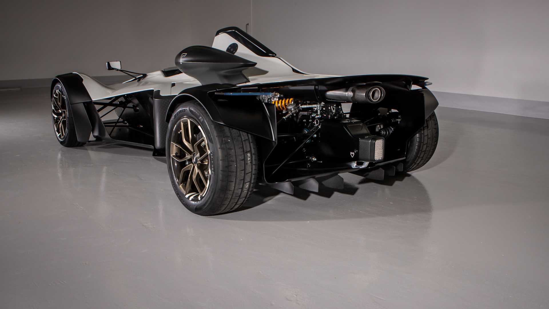 BAC Reveal Super Light Mono R At Goodwood