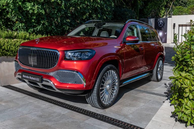 Luxurious V8-Powered Mercedes-Maybach GLS 600 Revealed