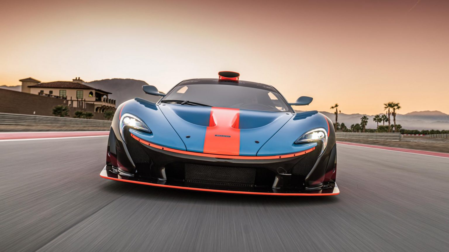 Gulf Livery Lanzante McLaren P1 GTR-18 Is The Stuff of Dreams
