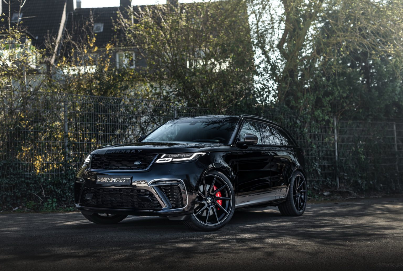 Manhart Range Rover Velar SVAutobiography Delivers A Potent 592 HP (441 kW)