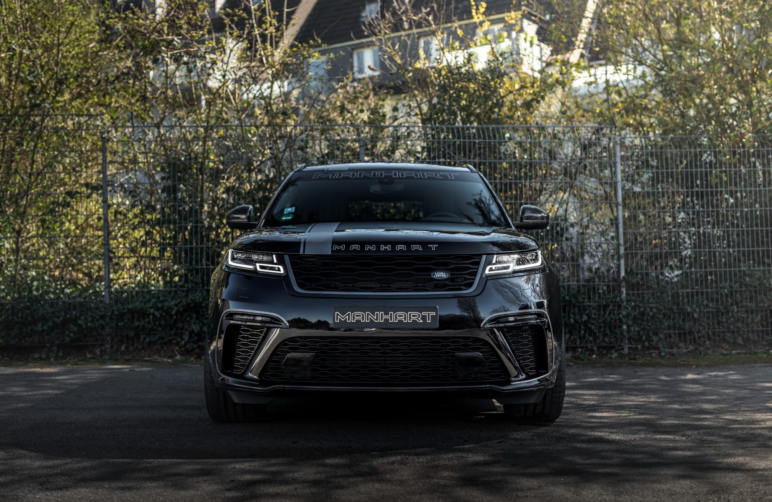 Manhart Range Rover Velar SVAutobiography Delivers A Potent 592 HP (441 kW)