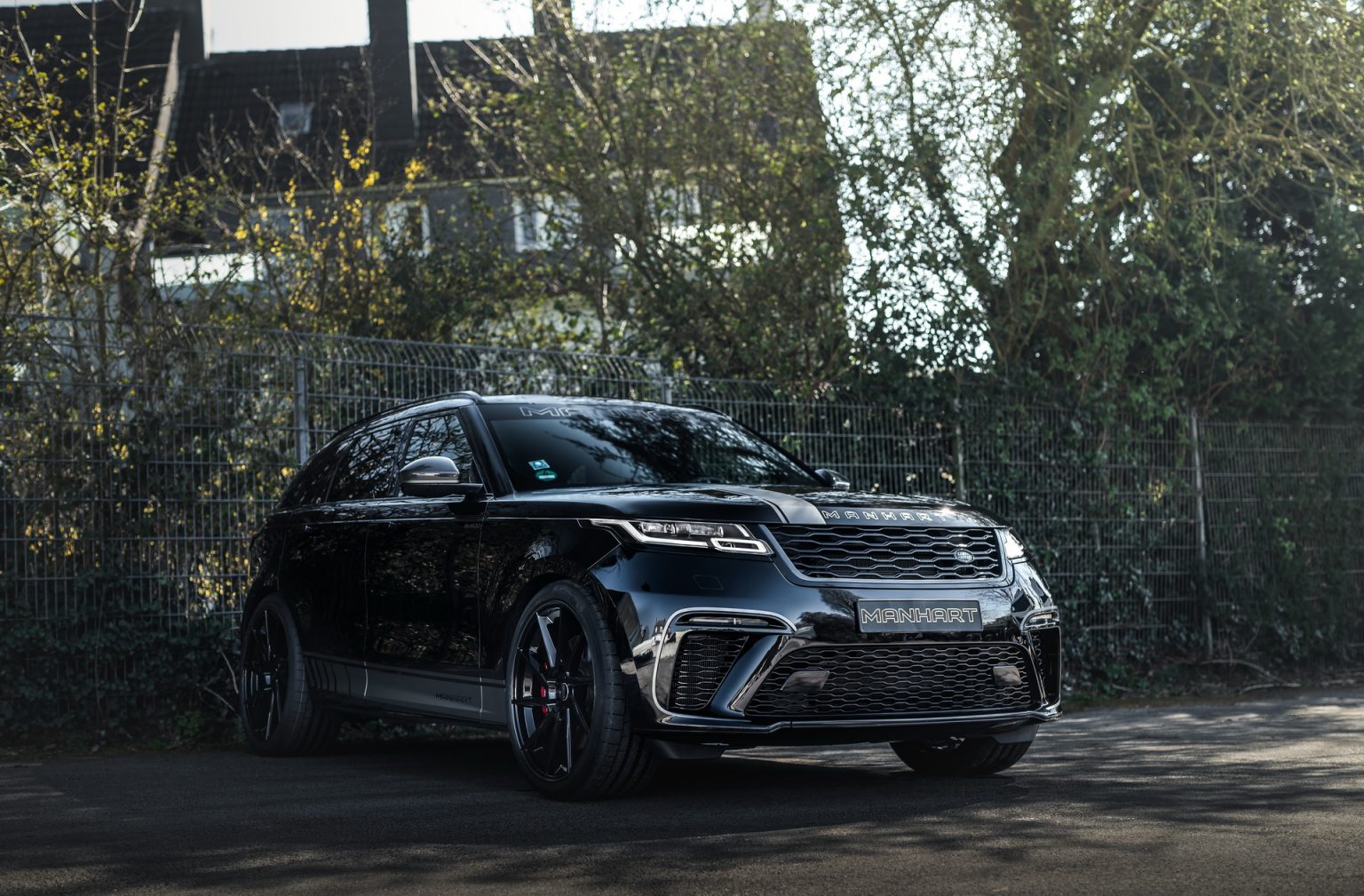 Manhart Range Rover Velar SVAutobiography Delivers A Potent 592 HP (441 kW)