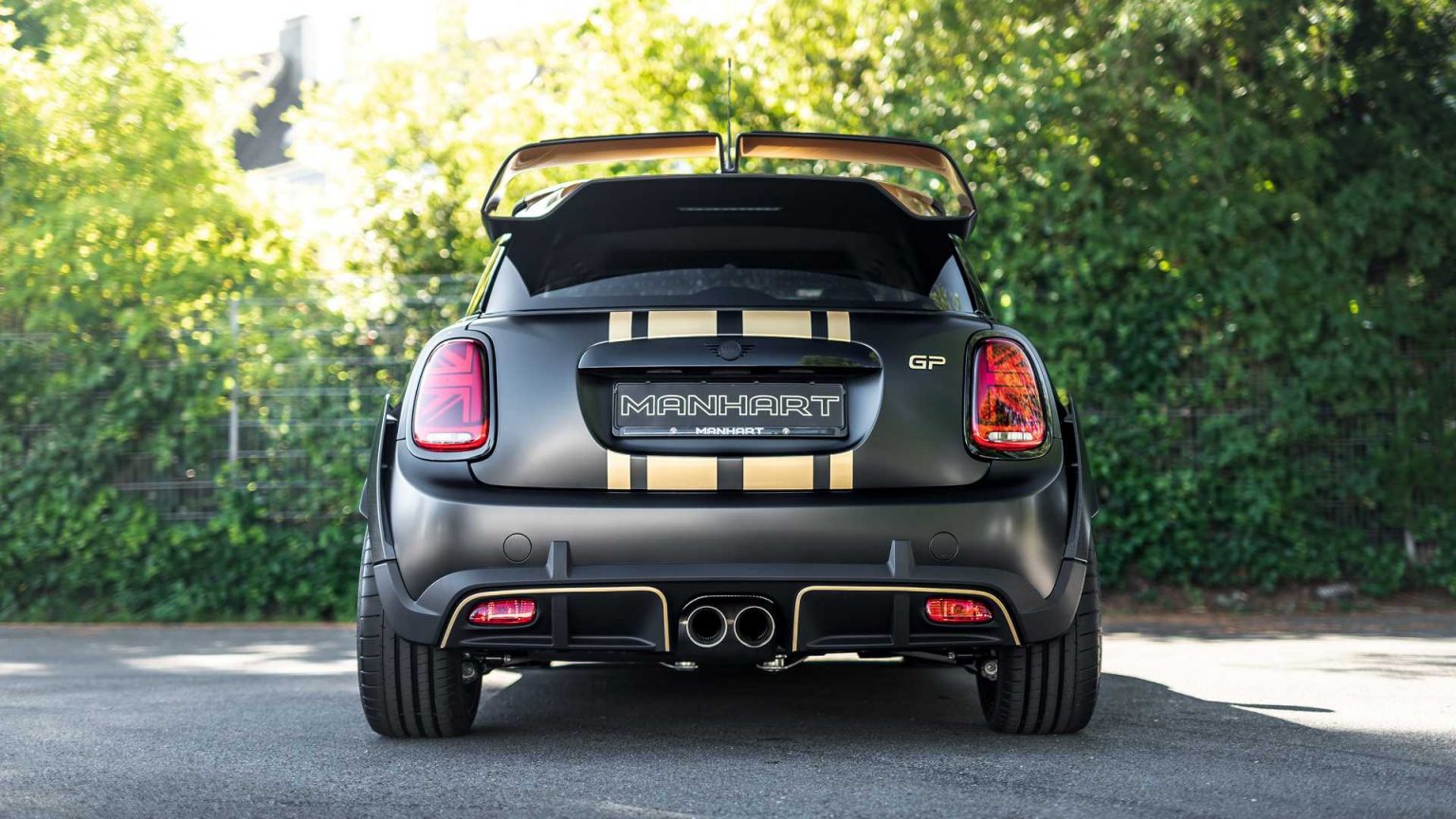 Manhart MINI John Cooper Works GP Packs 350 HP (260 kW)