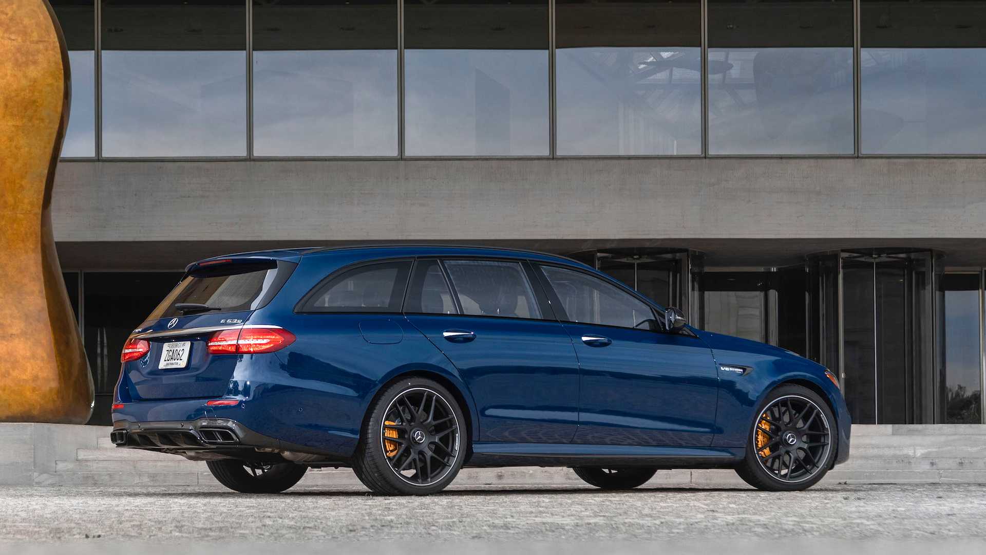 Mercedes Will Now Paint Your Car Any Colour You Like