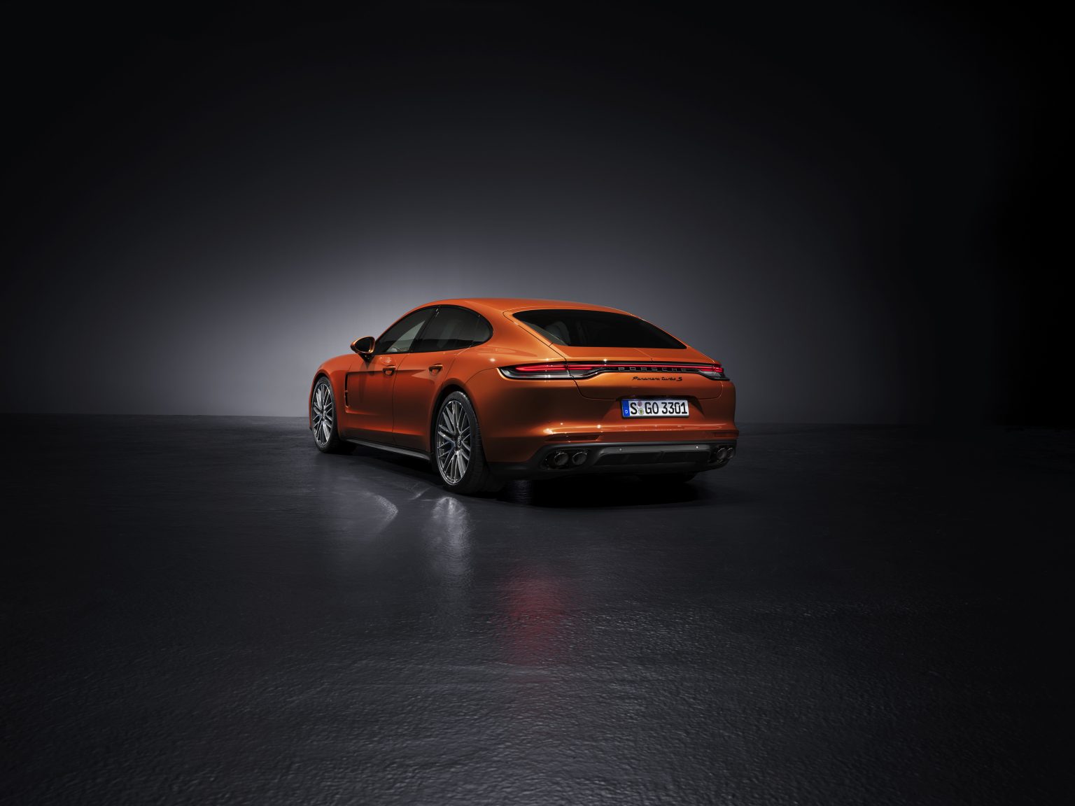 Porsche Panamera Updated With New 621 HP (463 kW) Turbo S
