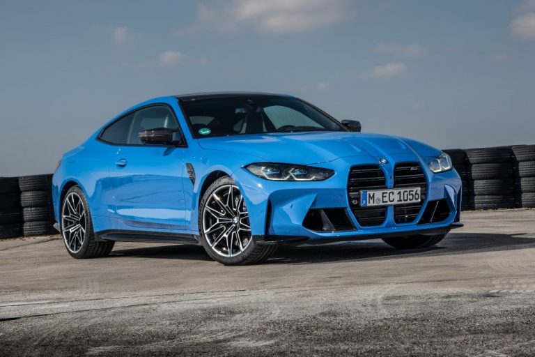 BMW M4 Competition M xDrive Hits 60 MPH In Almost 3 Seconds Flat