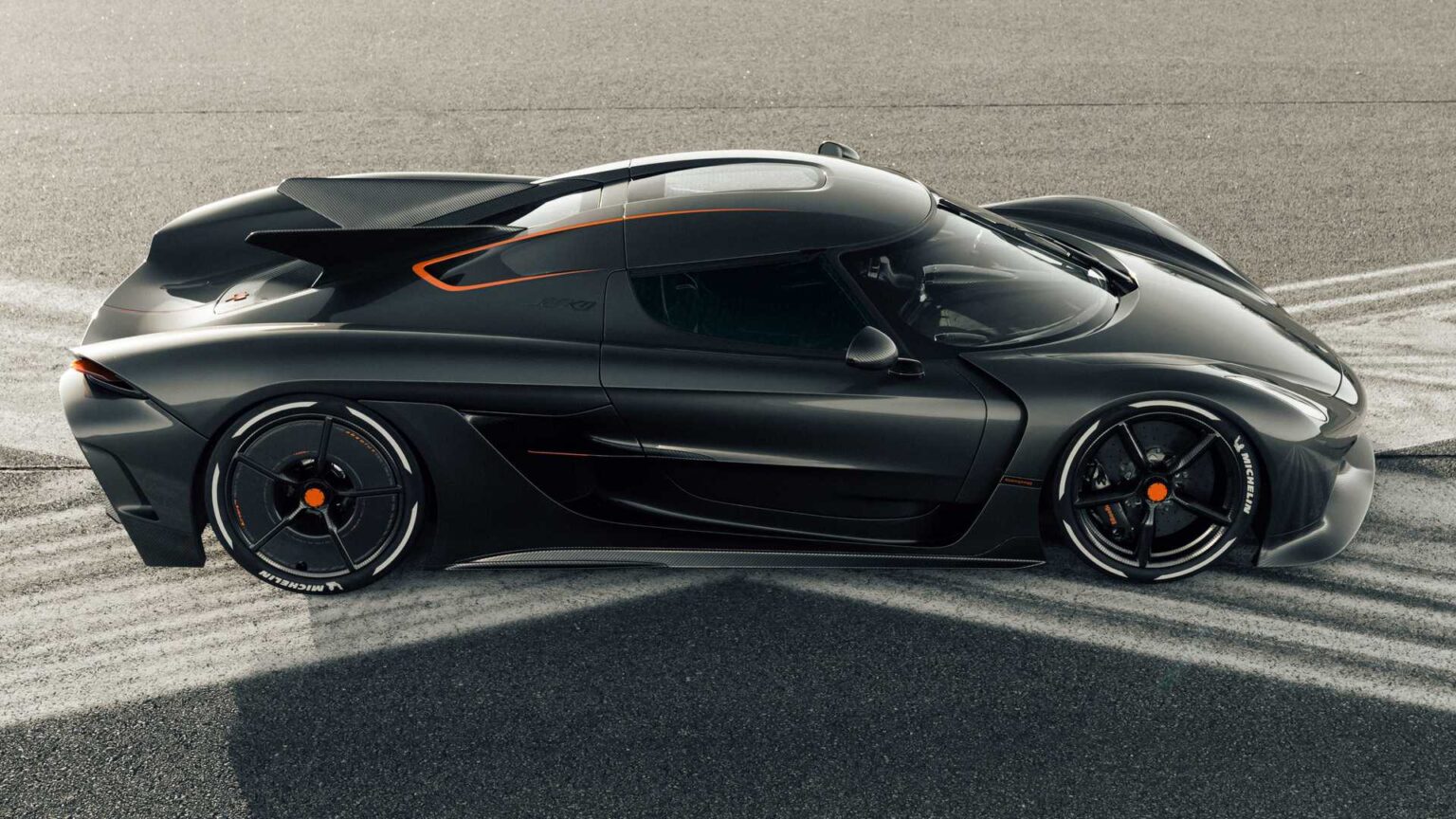 Koenigsegg Jesko Absolut Prototype Looks Like The Ultimate Batmobile