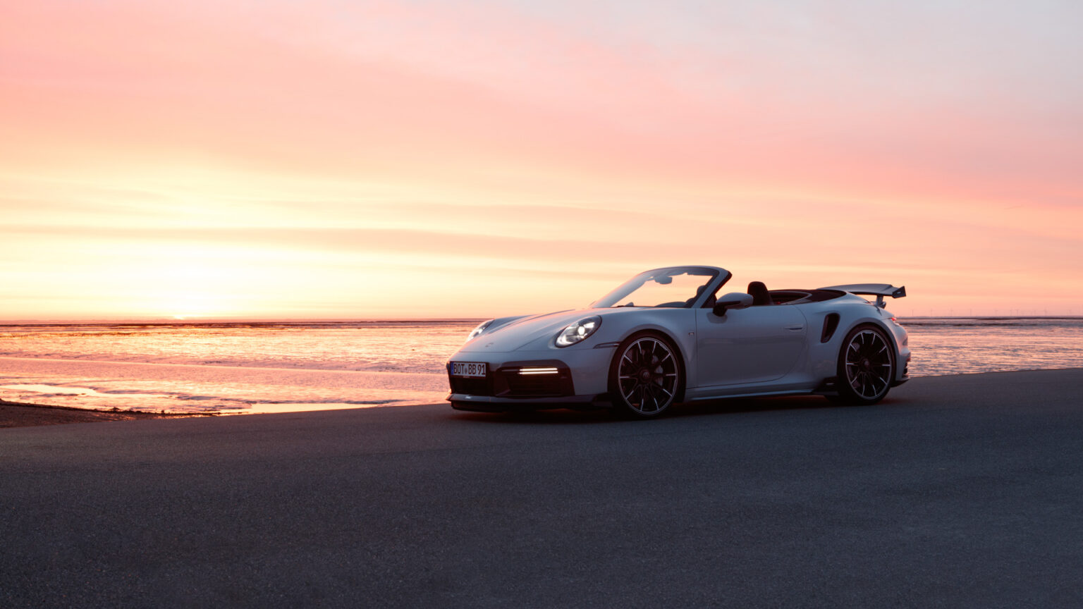 Brabus Reveal 808 HP (603 kW) Porsche 911 Turbo S Cabriolet