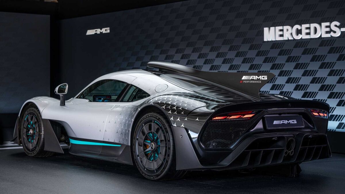 1,049 HP (782 kW) Mercedes-AMG One Is Official With 352 km/h Top Speed