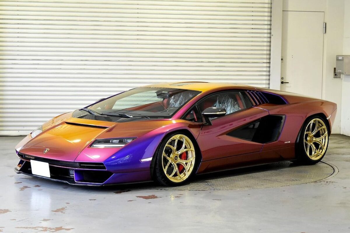 New Lamborghini Countach Gets Lowering Kit and Aftermarket Wheels