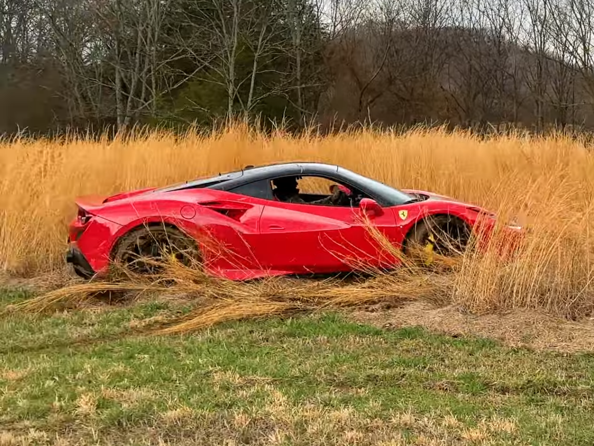 Ferrari F8 Tributo Gets Abused Off-Road But Looks Like a Blast