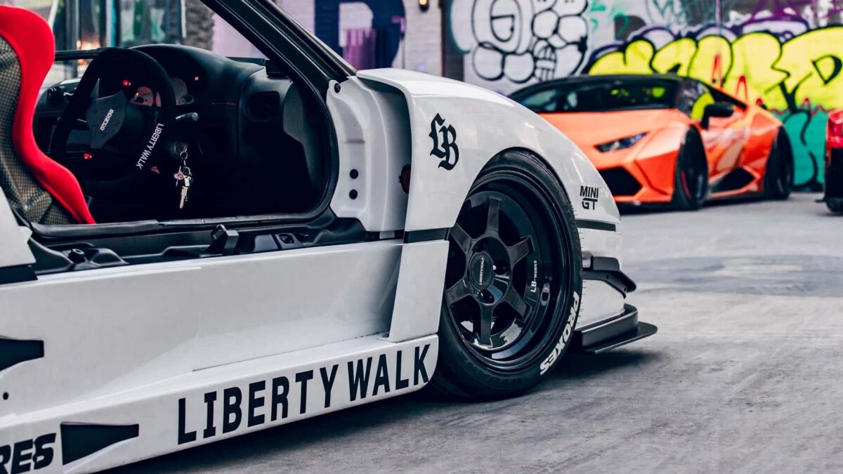 Liberty Walk Creates Mini Widebody Ferrari F40 Using a Mazda