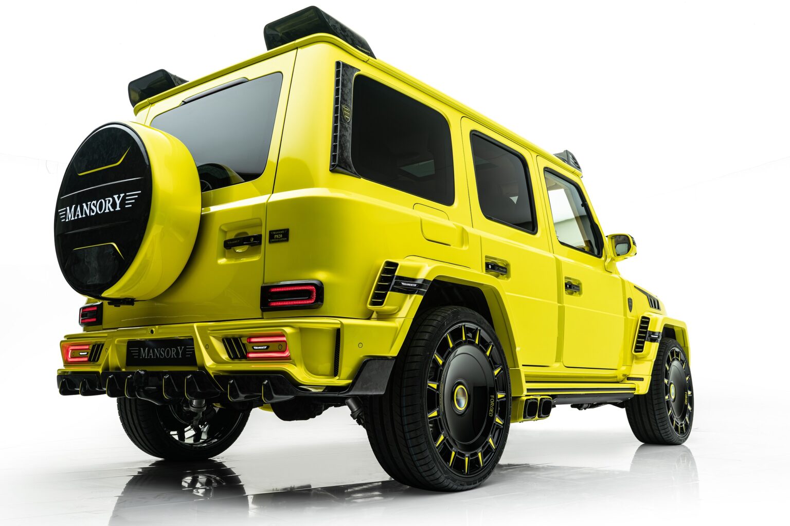Mansory Turns Newest Mercedes-AMG G-Wagon Into a Highlighter