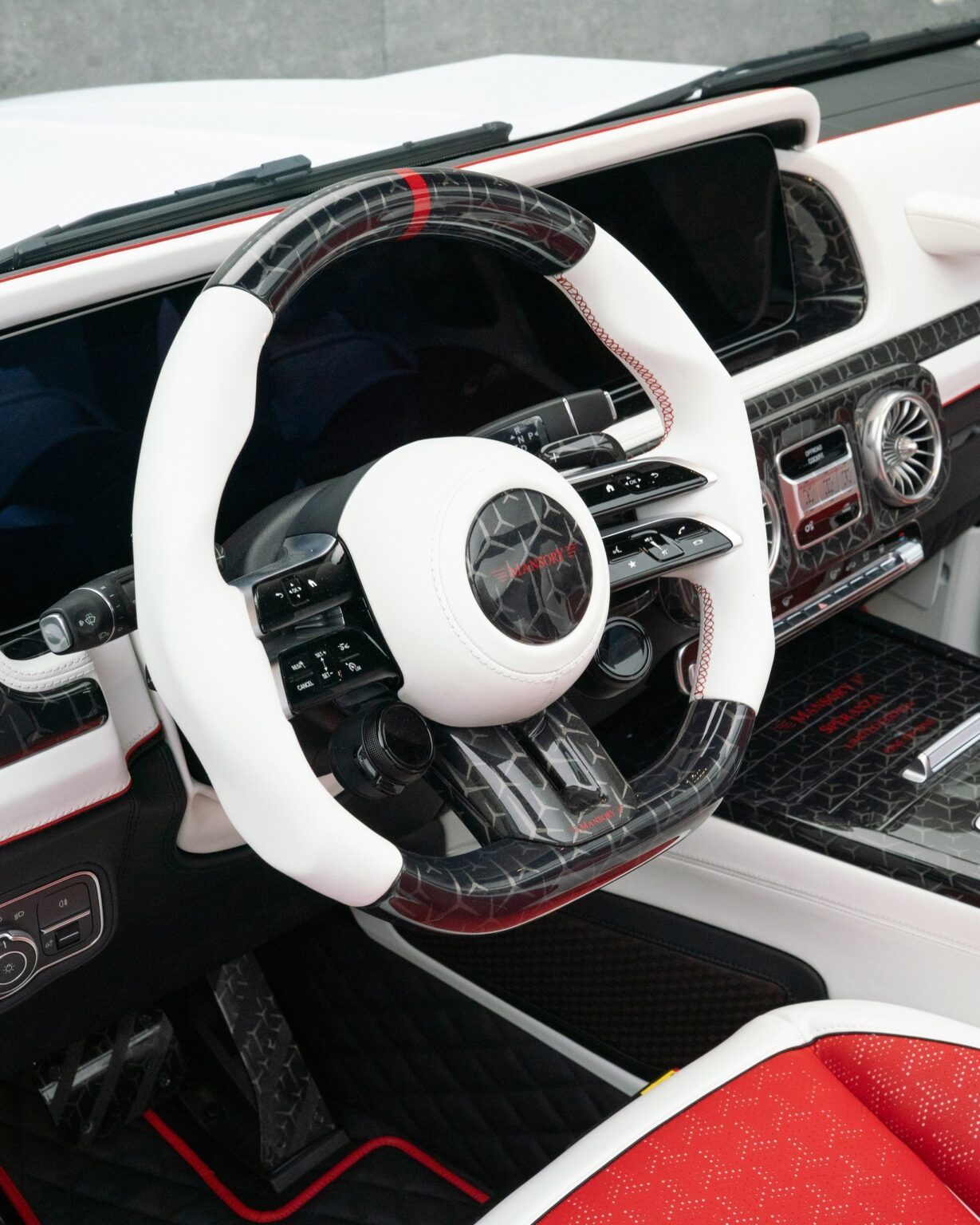 Mansory Makes Convertible Mercedes-AMG G63