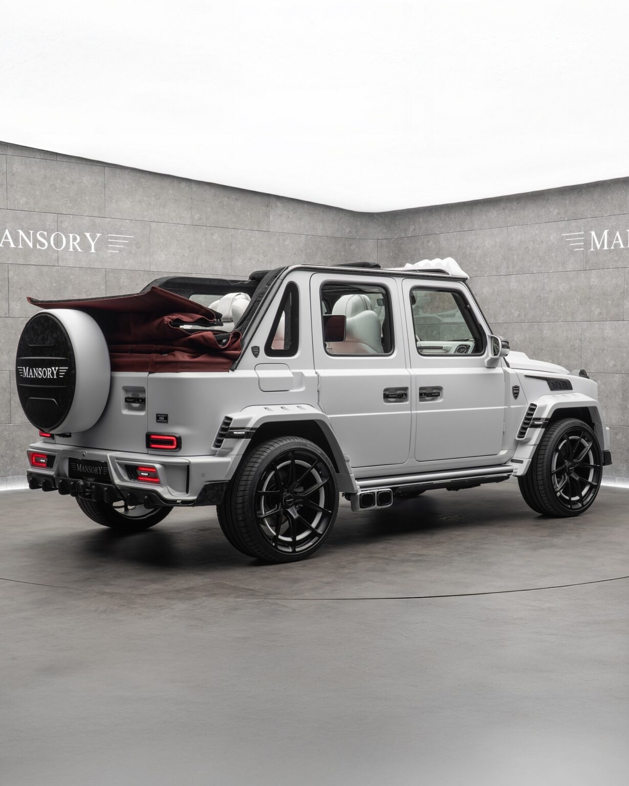 Mansory Makes Convertible Mercedes-AMG G63