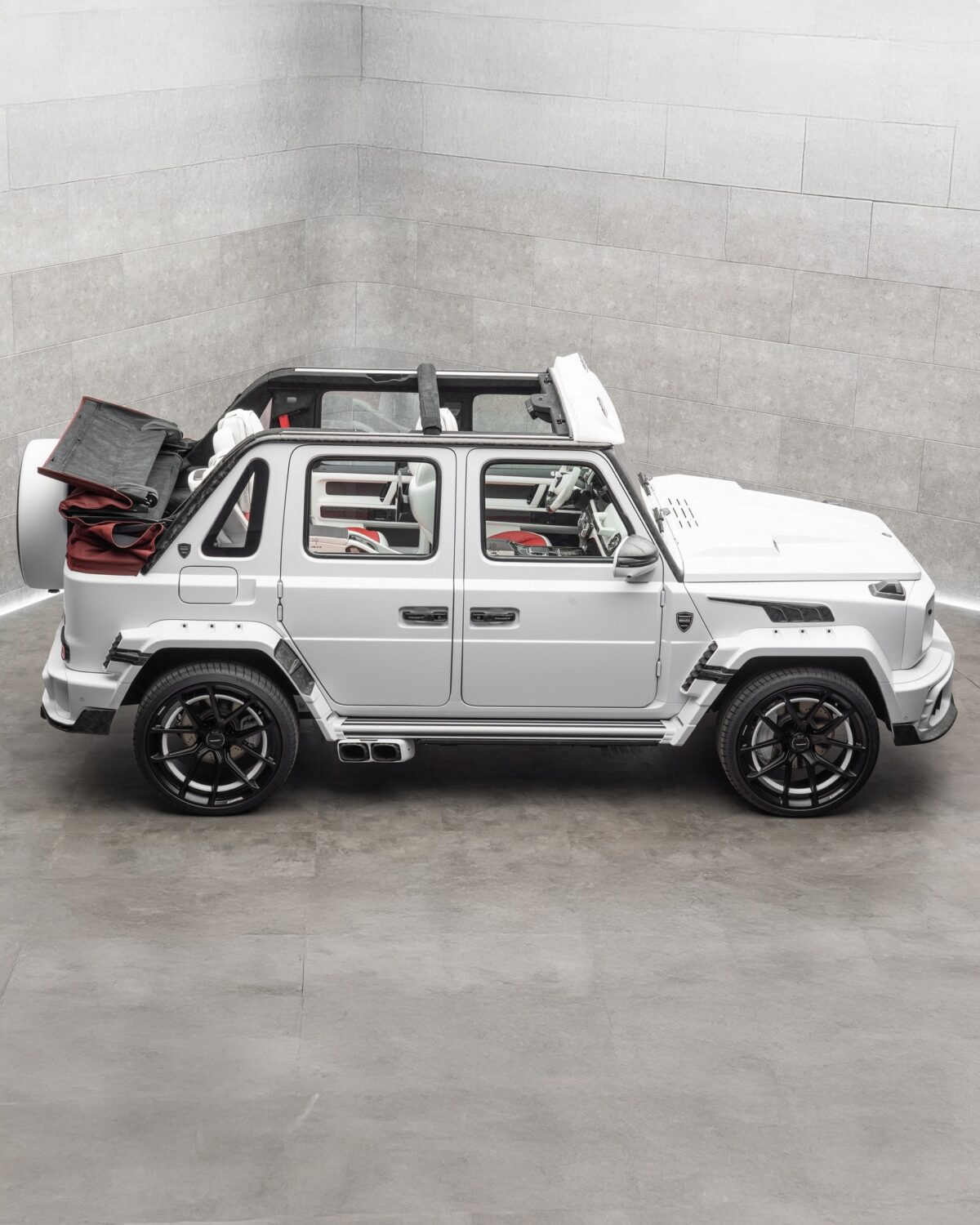Mansory Makes Convertible Mercedes-AMG G63
